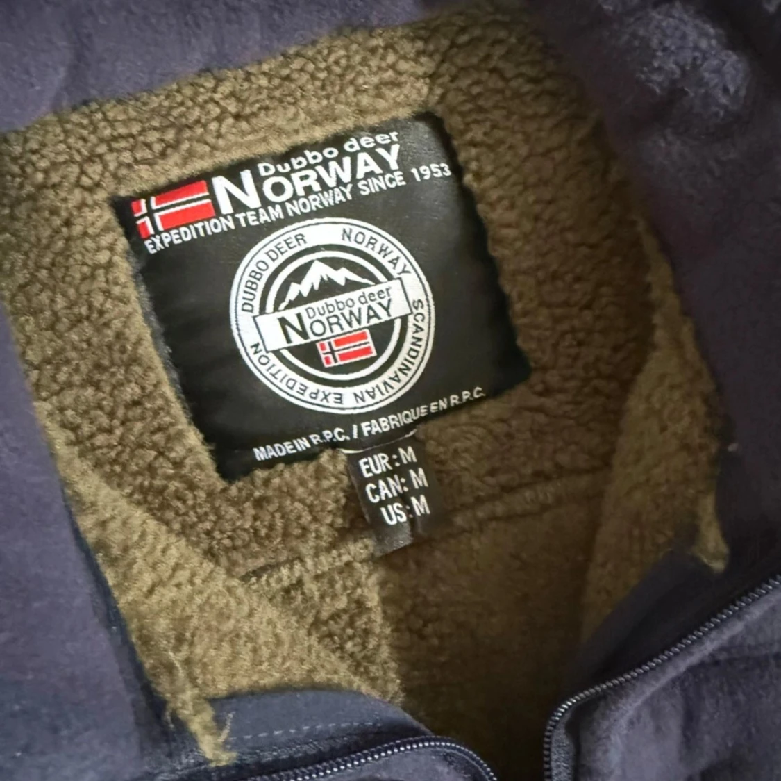 Mörkblå Fleeceväst Dubbo Deer Norway