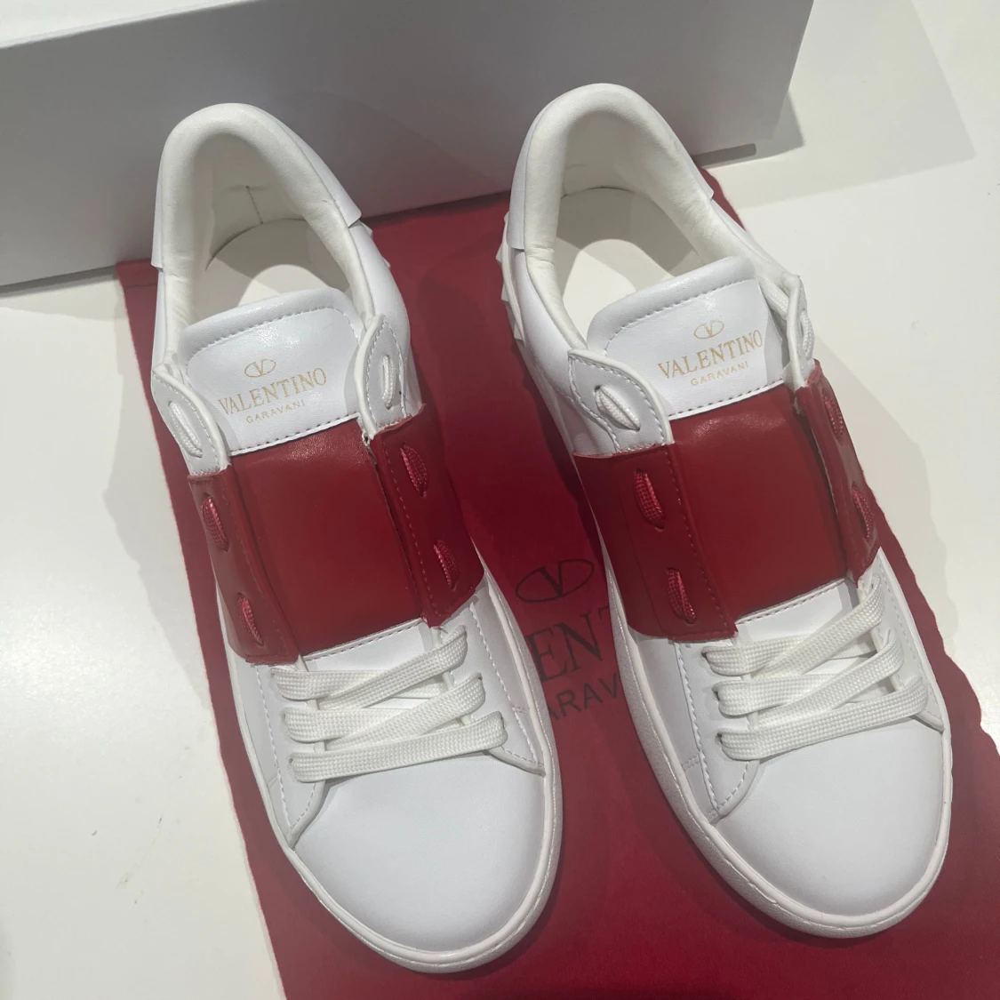 Valentino Garavani Open Sneakers Röd/Vit