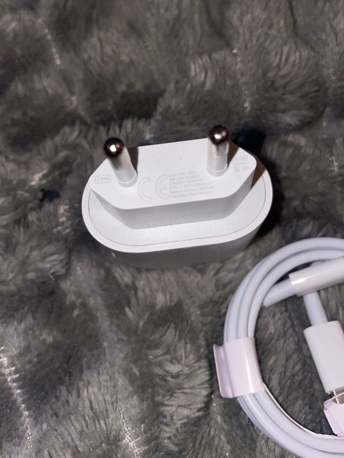 Vit Usb C Till Lightning + Adapter (20 W)