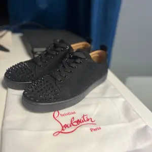 Svarta Loubs | Skor