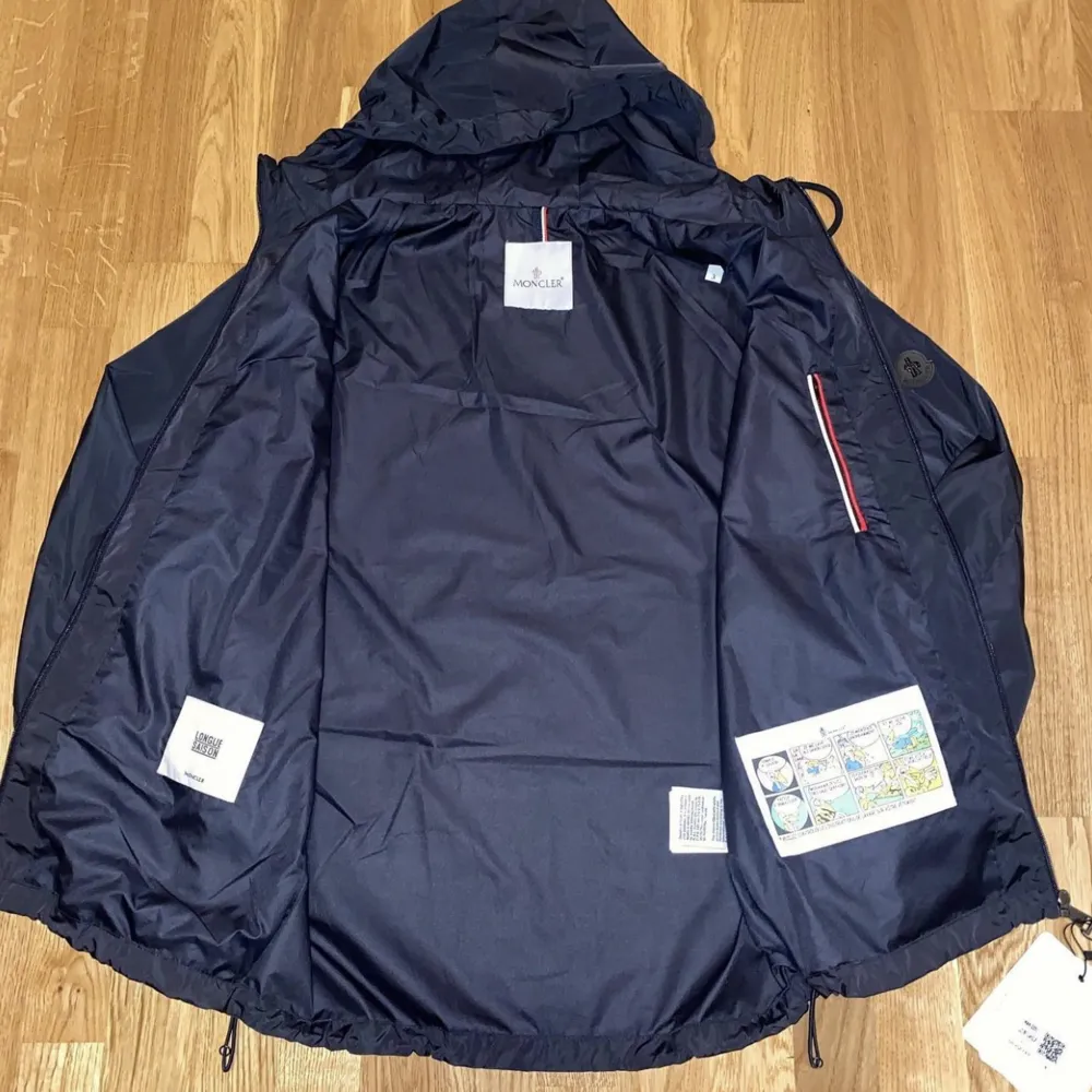 Marinblå Vindjacka | Moncler | Jackor