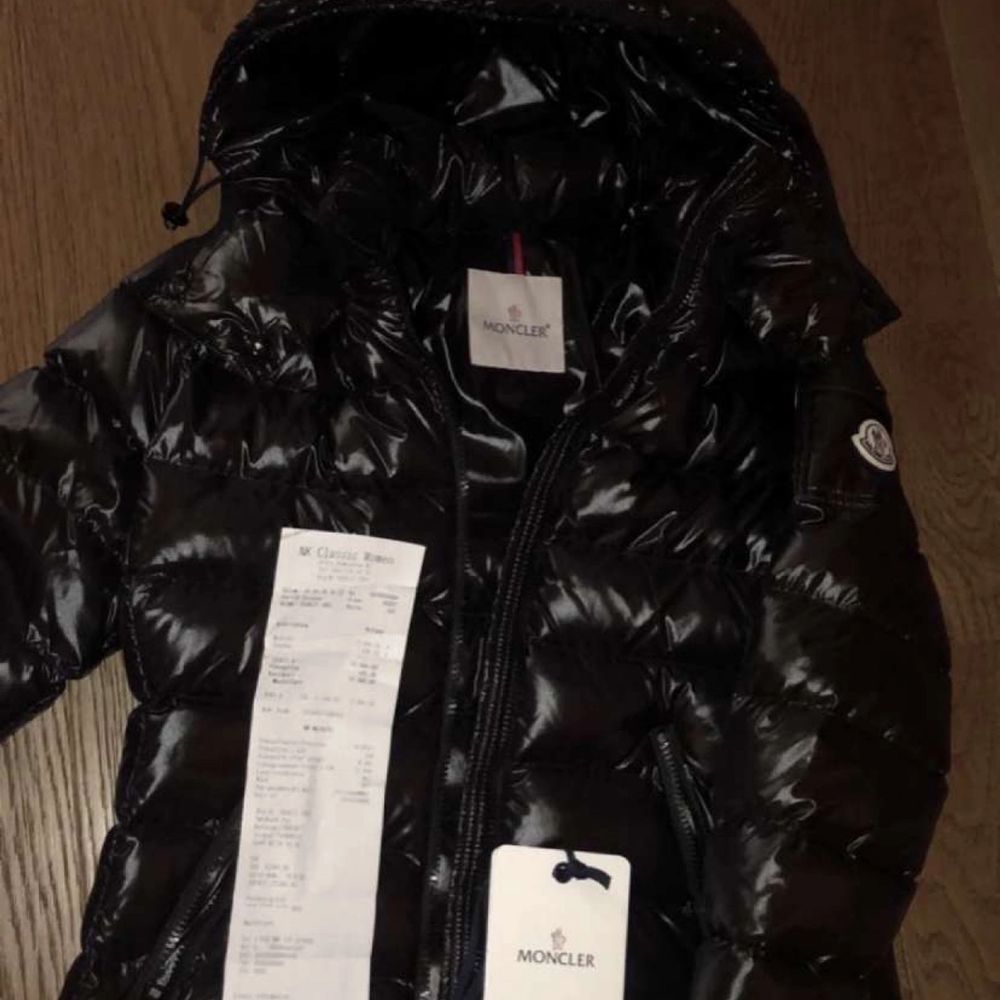 Moncler Jacka - Jackor | Plick Second Hand