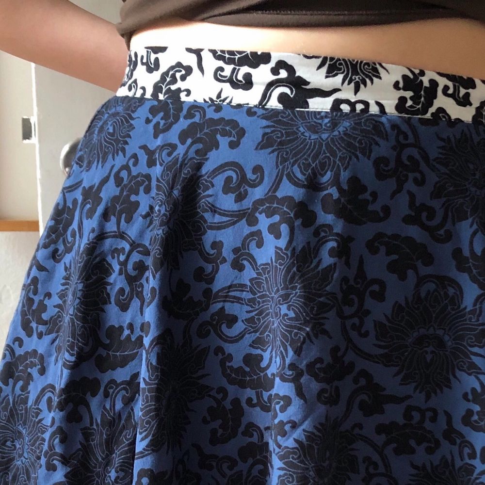 Trendig kjol - Kjolar | Plick Second Hand