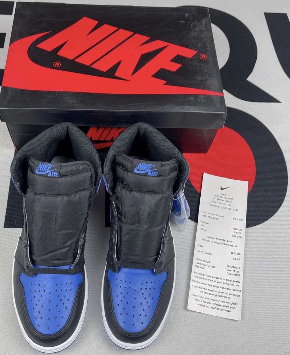 Marinblå Nike jordan 1 - Jordans | Plick Second Hand