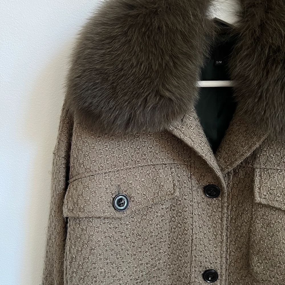 MEOTINE JACKA MED PÄLSKRAGE | Plick Second Hand