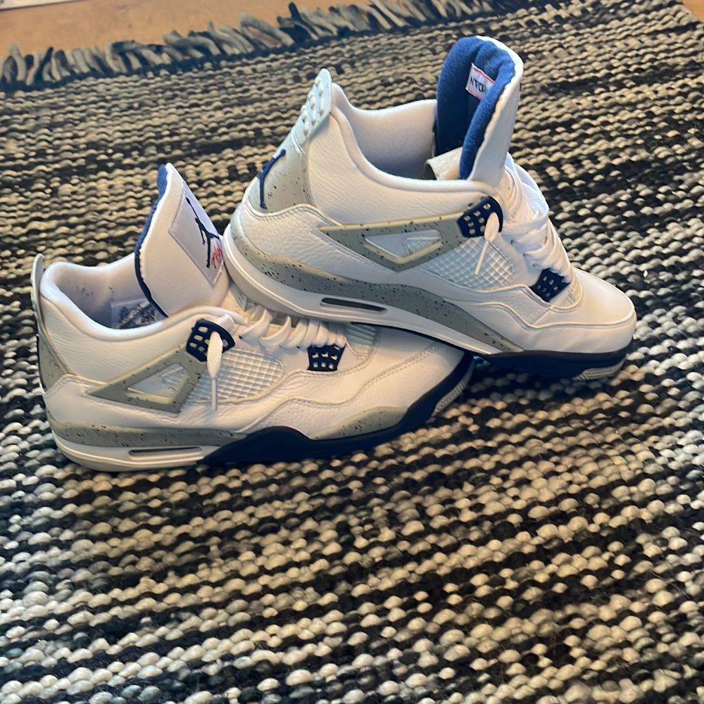 Blå Jordan 4 - Jordan 4 | Plick Second Hand
