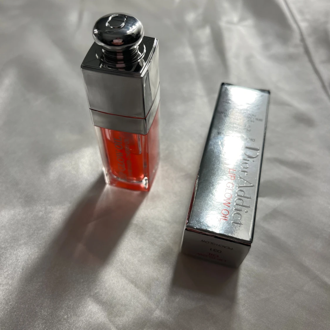 Röd Dior Addict Lip Glow Oil (031 Peach Glow)
