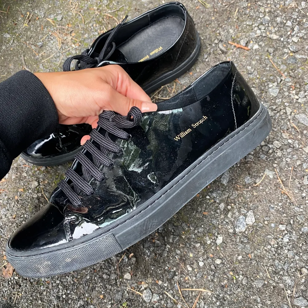 Svarta William Strouch Lackskor Herr