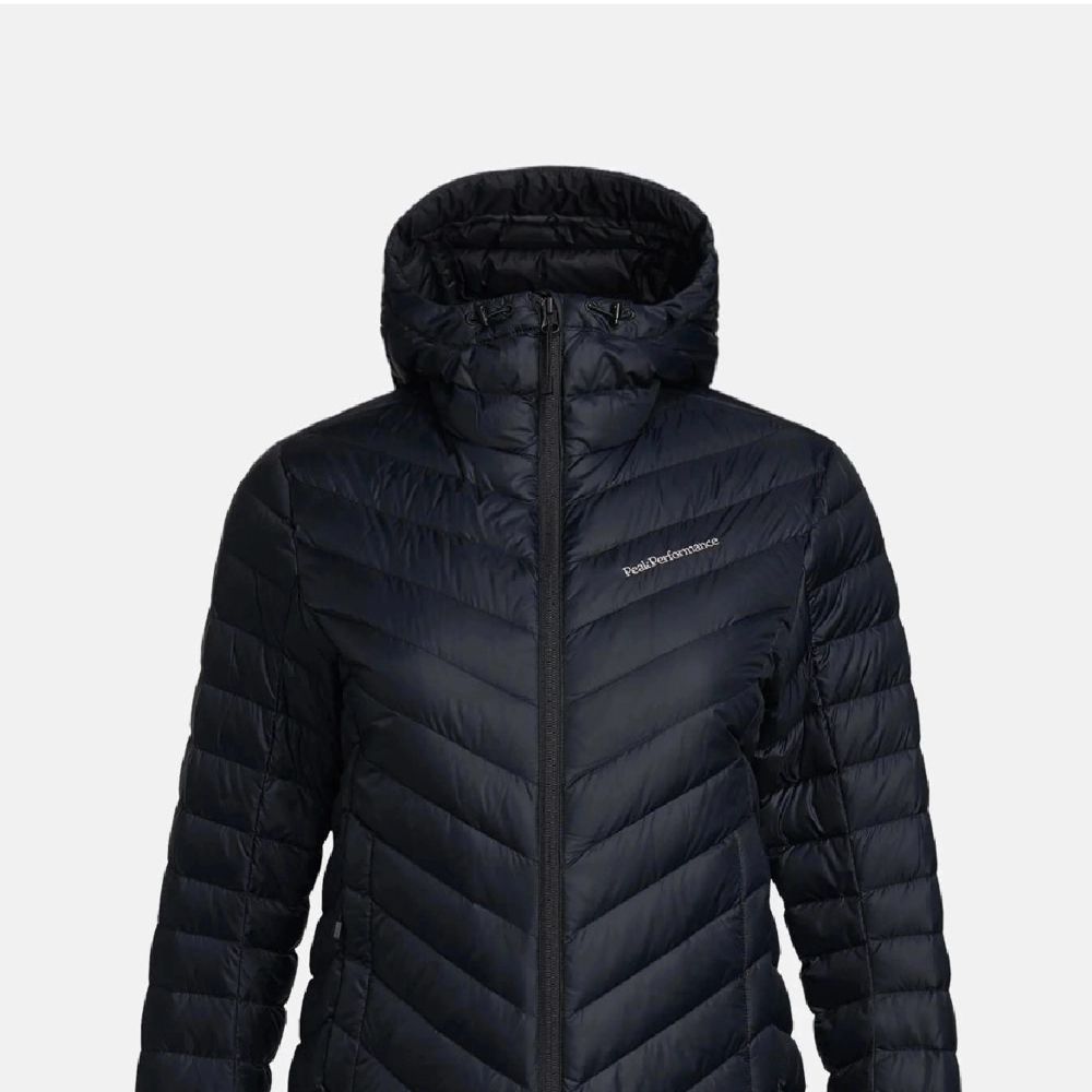 Svart Peak Performance - Peak Performance | Plick Second Hand