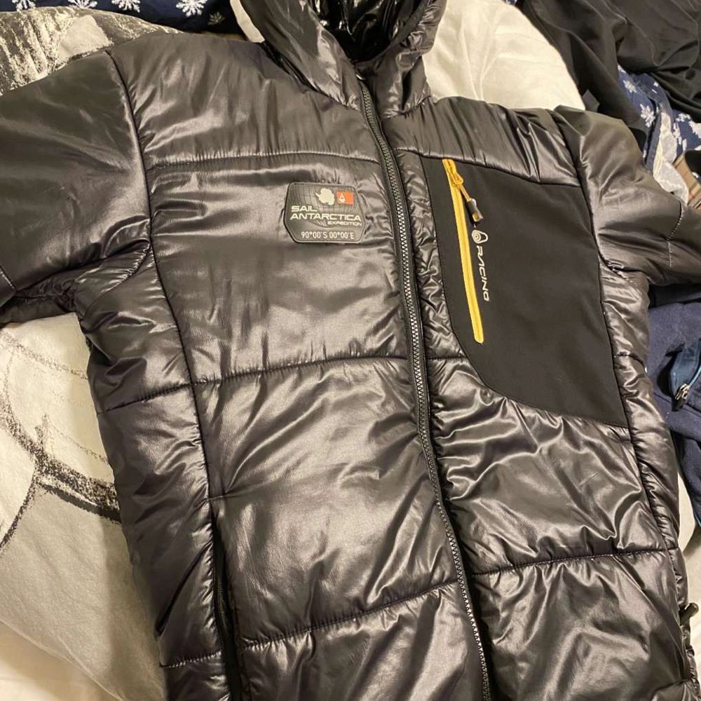 Svart Sail racing jacka - Sail Racing | Plick Second Hand