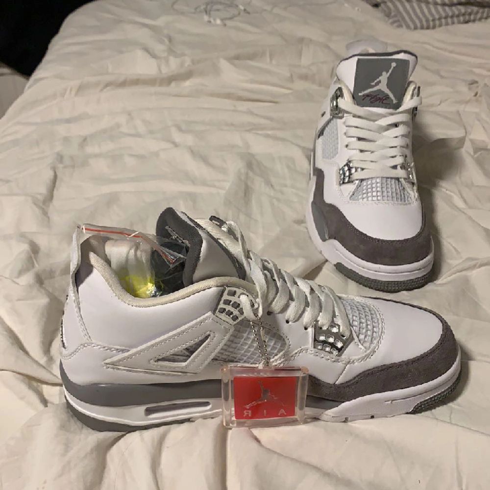 Vit Jordan 4 - Jordans | Plick Second Hand