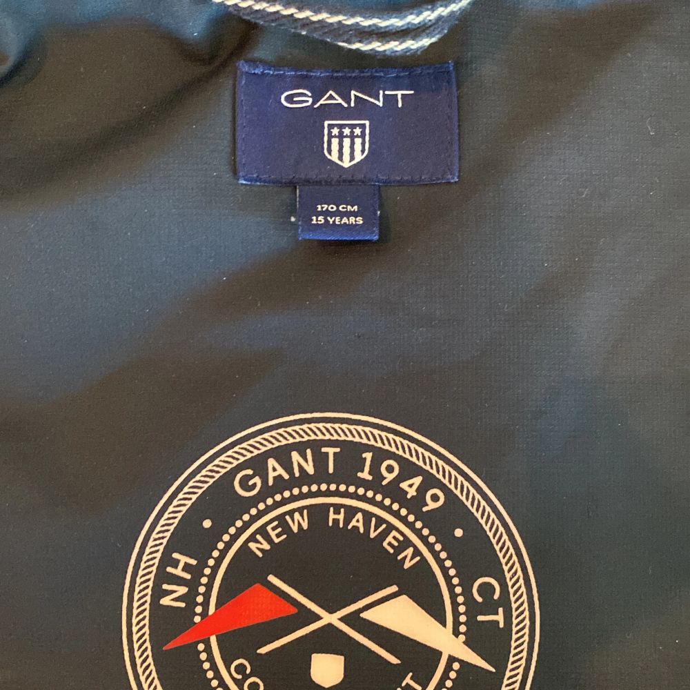 Gant jacka 170cm 15 år | Plick Second Hand