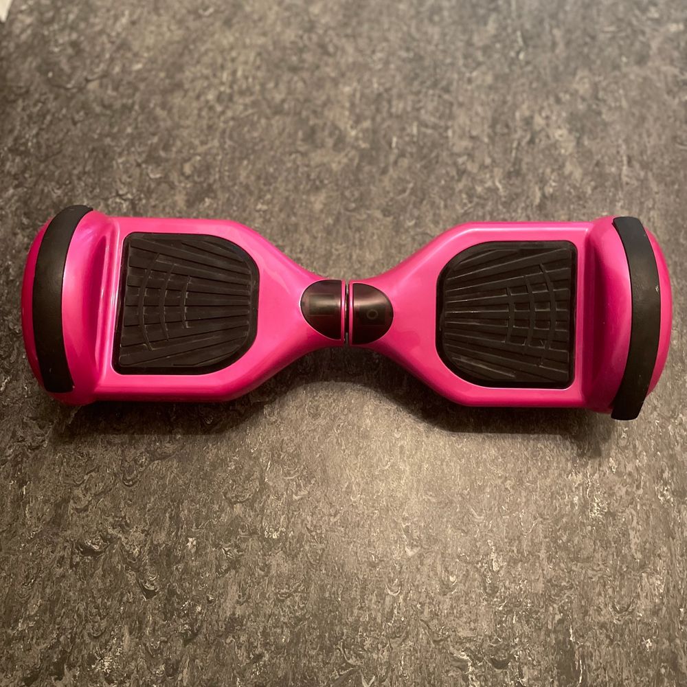 Rosa Hoverboard till säljs | Plick Second Hand