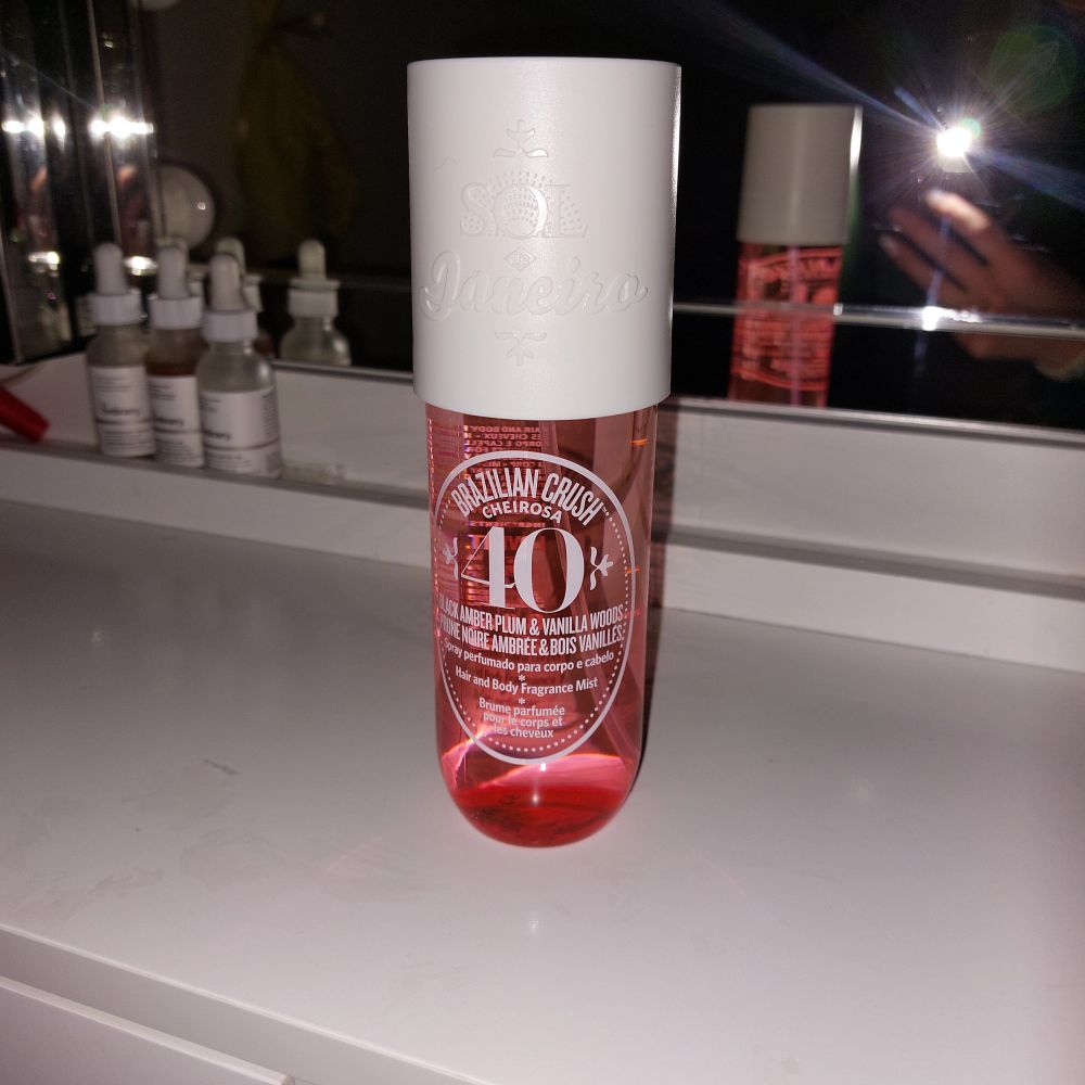 Röd Bum bum mist nr40 - Sol de janerio | Plick Second Hand