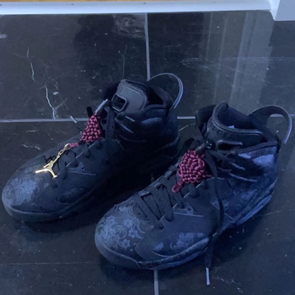 Svart Jordans - Jordans | Plick Second Hand