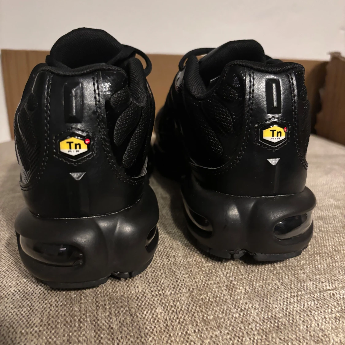 Svarta Nike Air Tn Sneakers | Skor