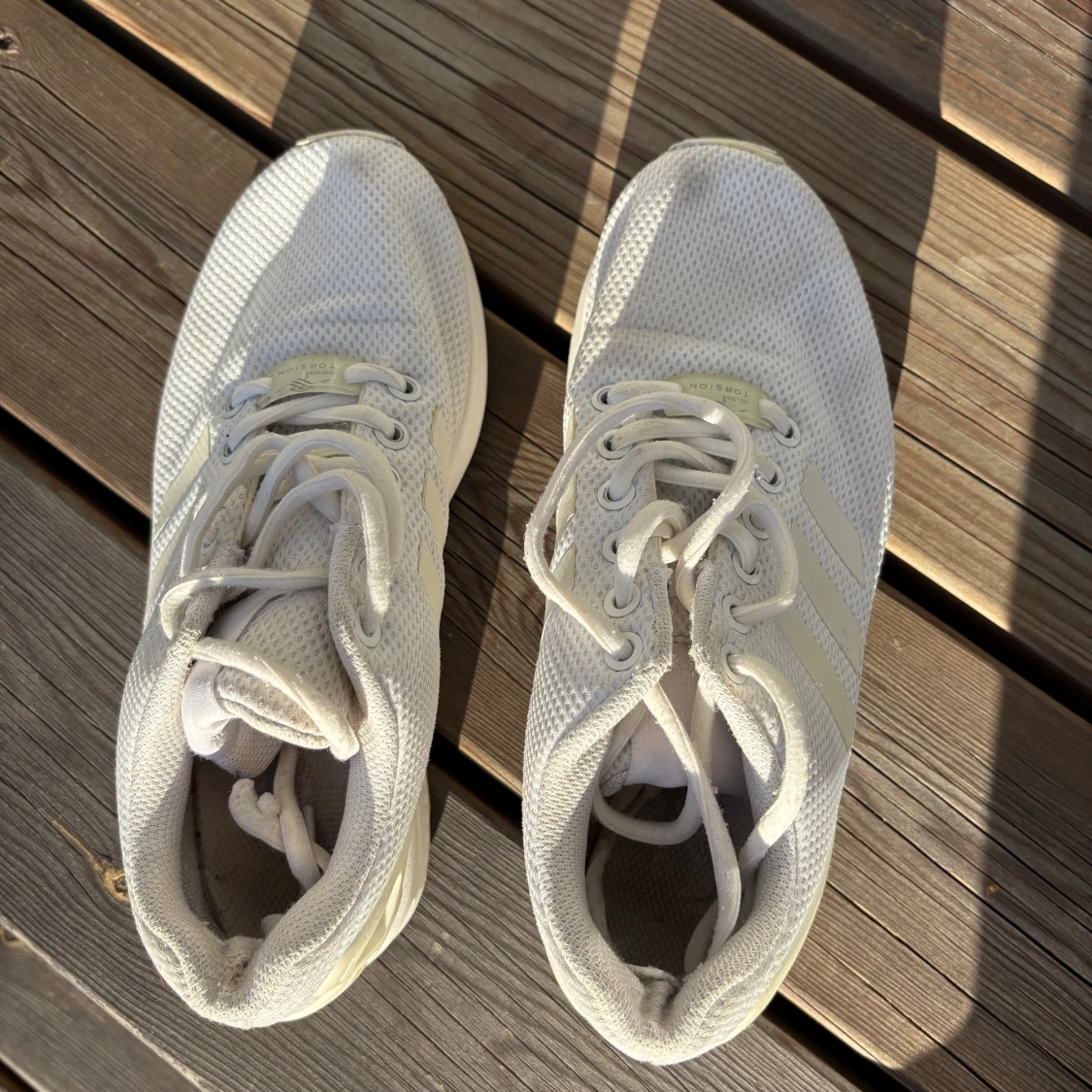 Vita Adidas Originals Flux | Skor