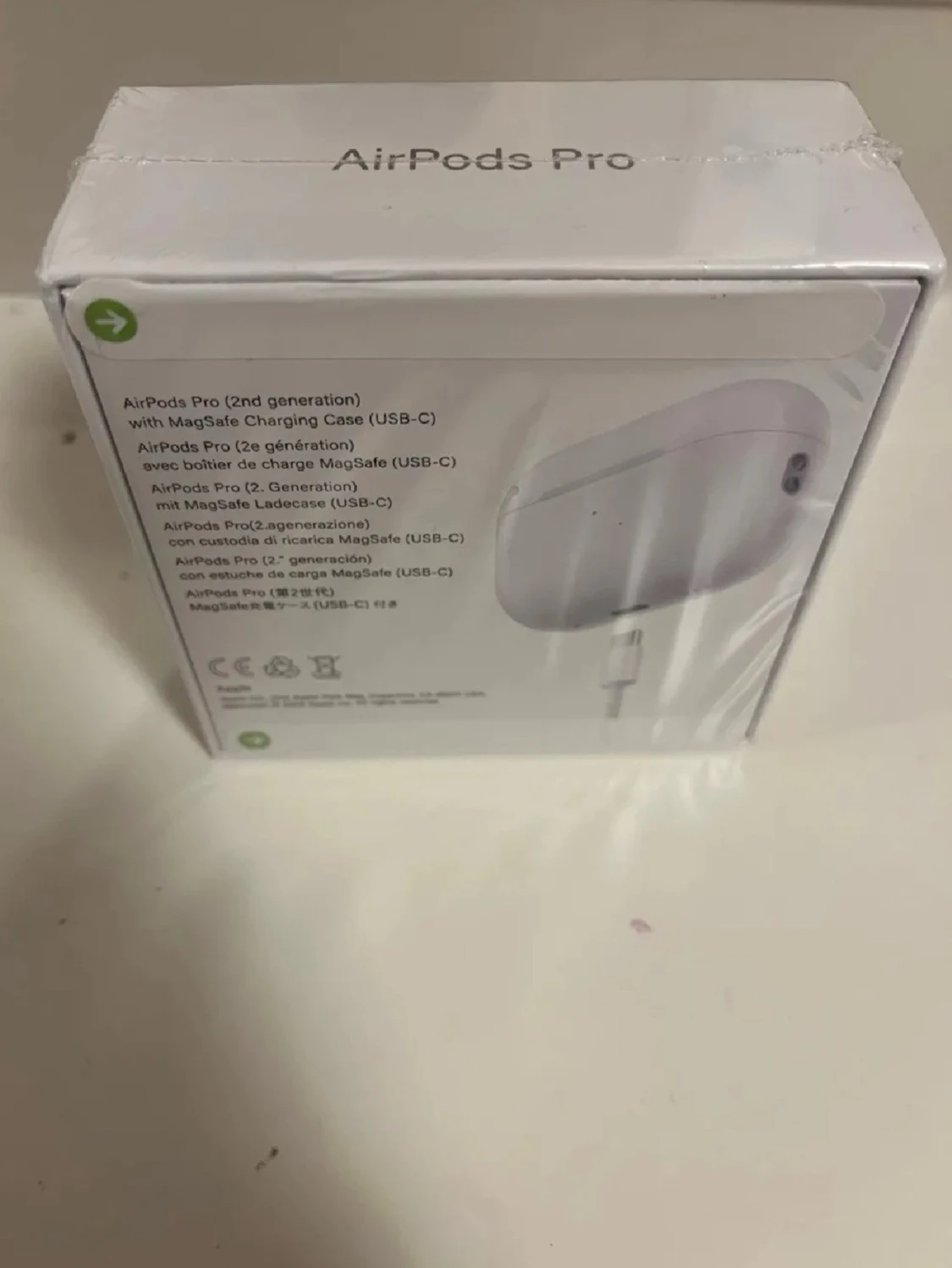 Vit Air Pods Pro (2nd Generation) Med Mag Safe Laddningsetui (Usb C)