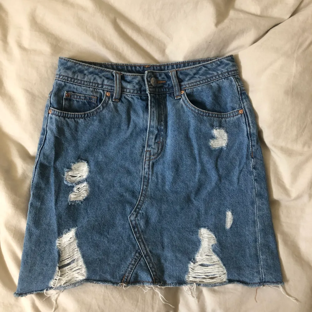 Blå Jeanskjol Med Hål 💙 | H&M | Kjolar